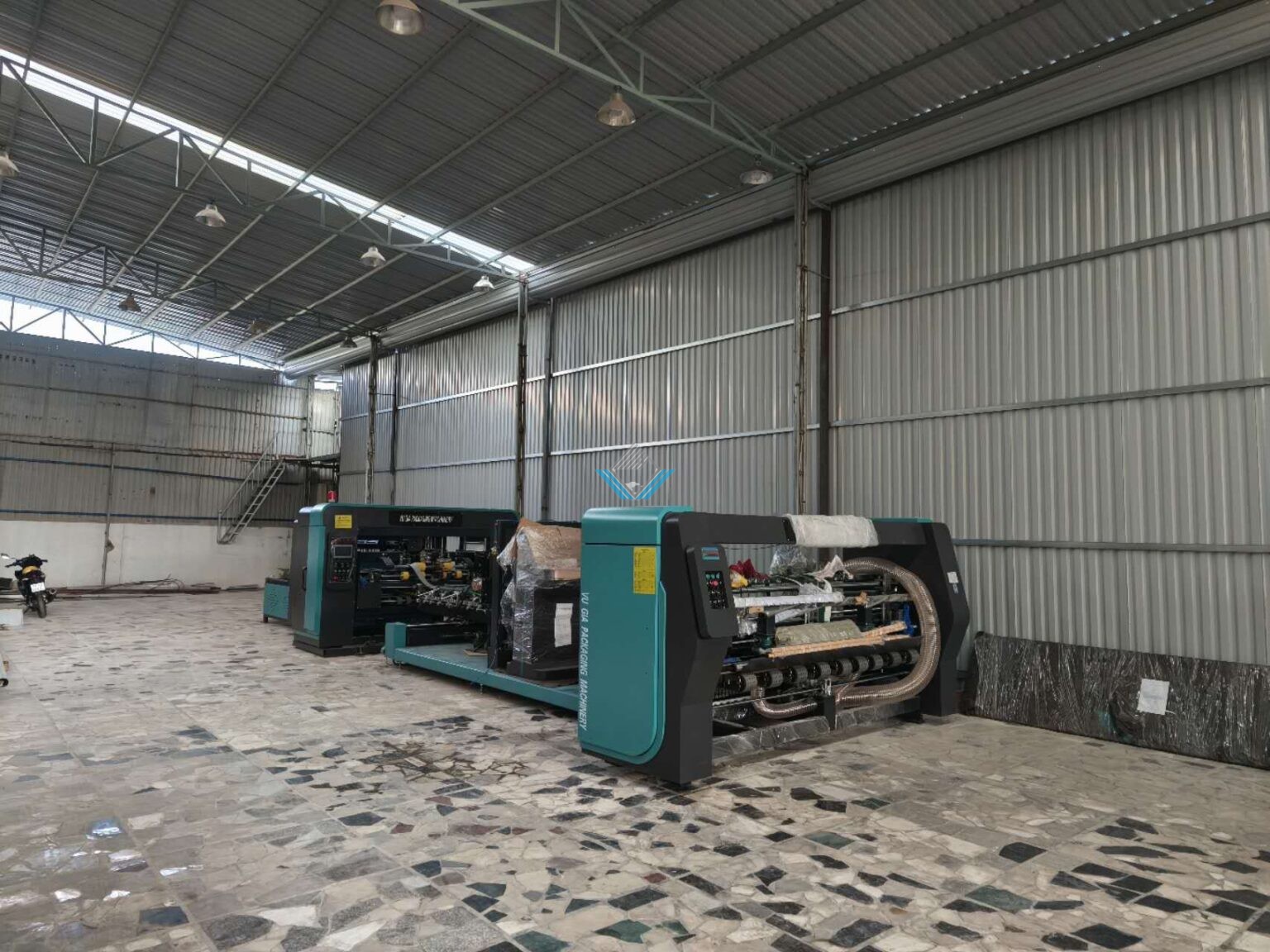 MÁY DÁN ĐÓNG GHIM THÙNG CARTON THONG MINH