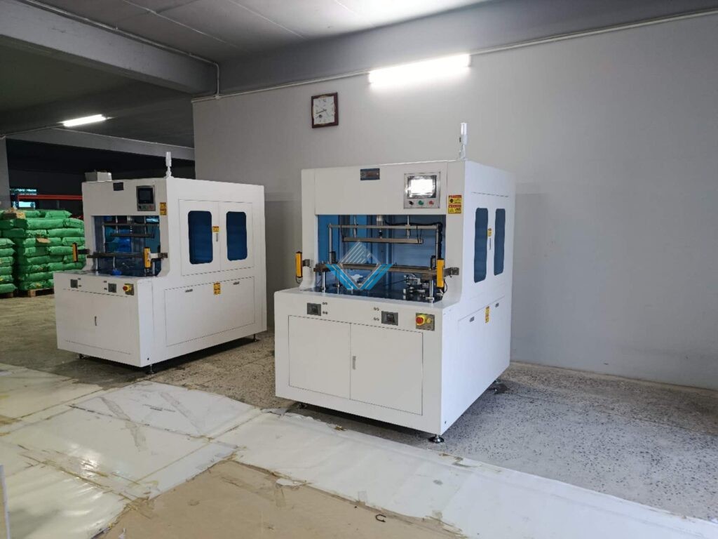 MÁY LẤY PHÔI BẾ - CÁC SẢN PHẨM THẺ BÀI HỘP NHỎ